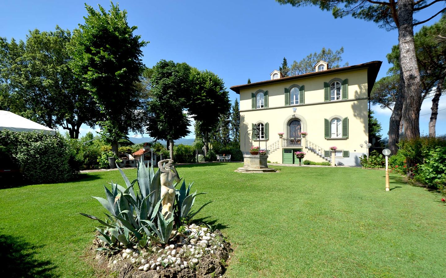 Gorgeous Florence Estate With Saltwater Pool, Florence, Toscana, Italy