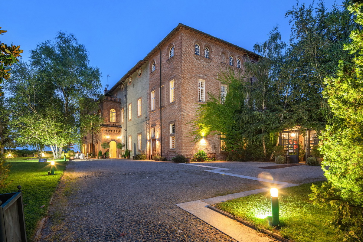 Stunning Castle In The Piedmont Region Of Italy, Acqui Terme, Piemonte ...
