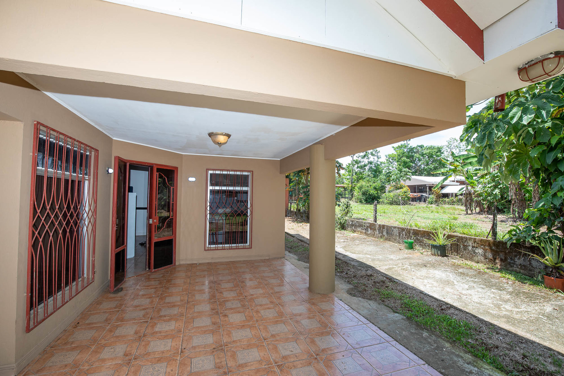 Naranjito Home With Four One Bedroom Apartments, Manuel Antonio ...
