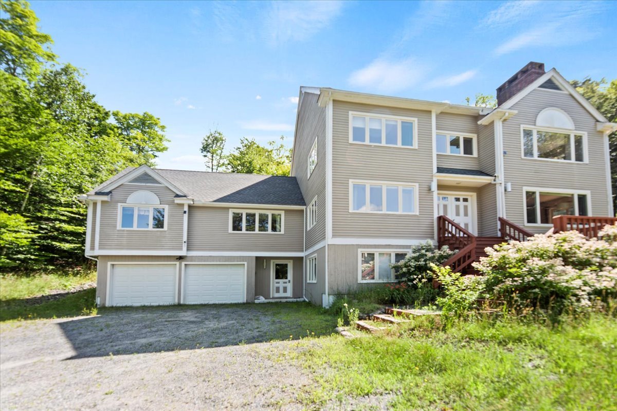 Browse Our Seasonal Rentals | Stratton Real Estate