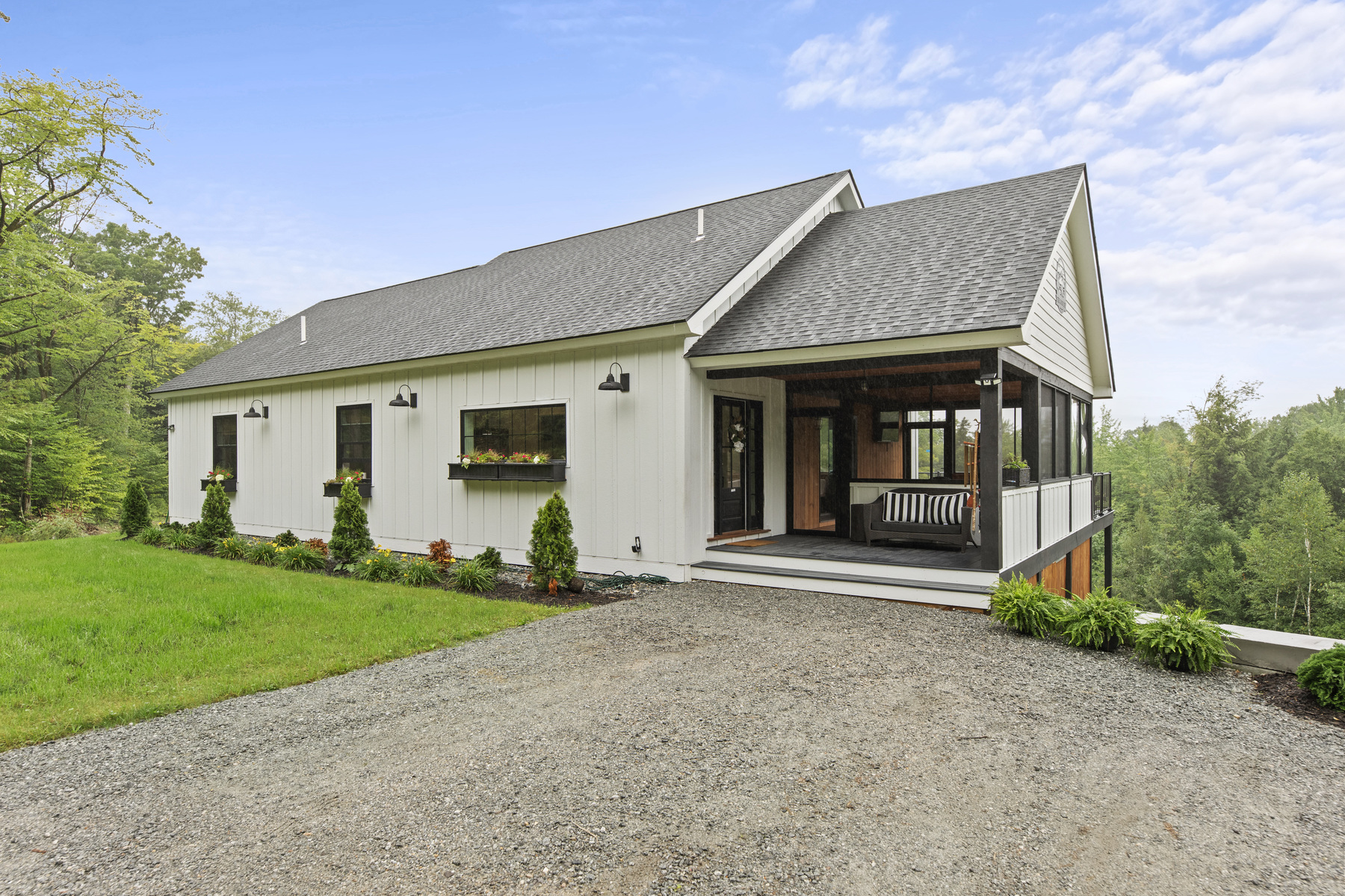 Browse Our Seasonal Rentals | Stratton Real Estate