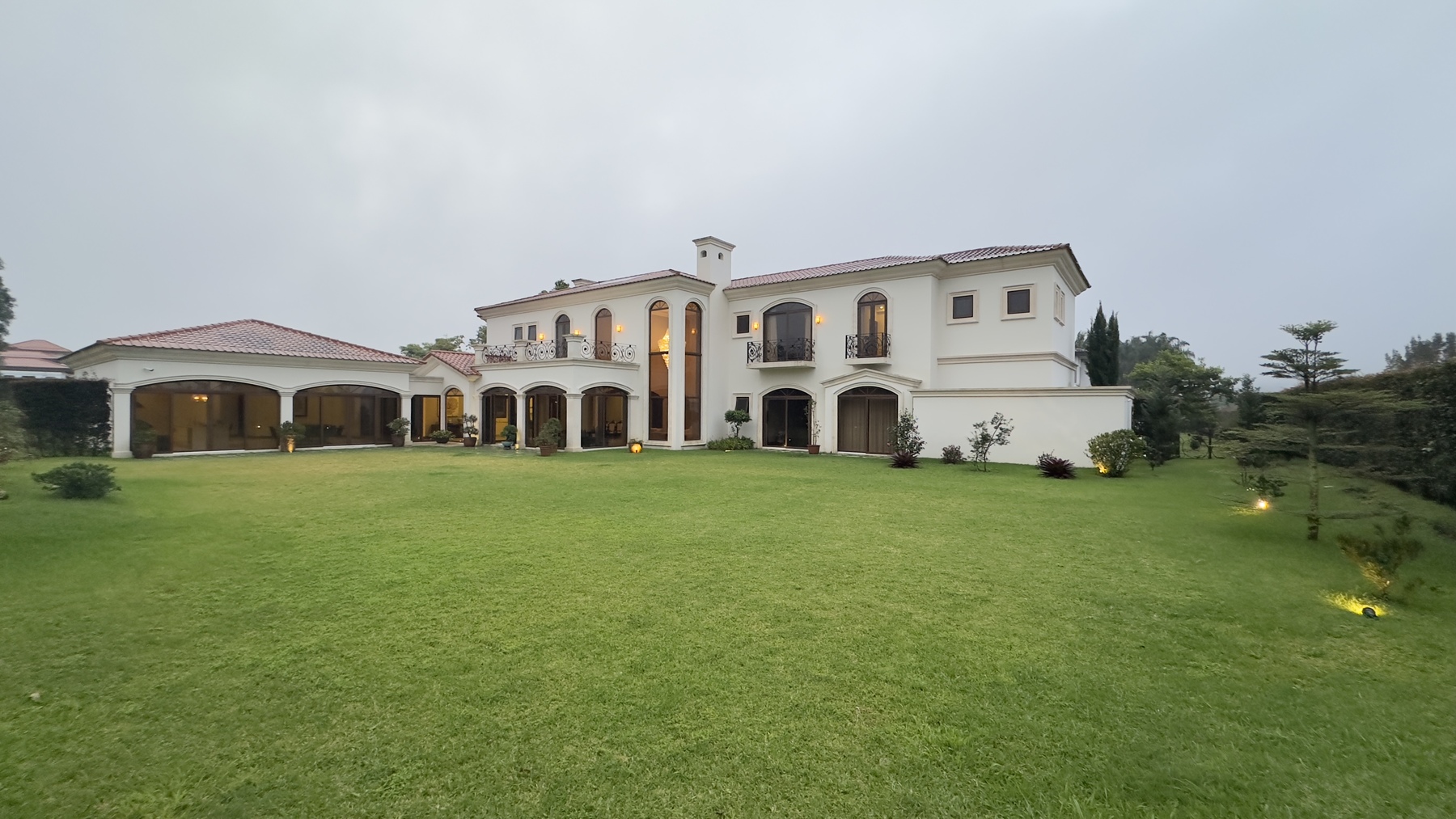 Monteran, Timeless Luxury Estate, Monteran, Curridabat, Granadilla ...
