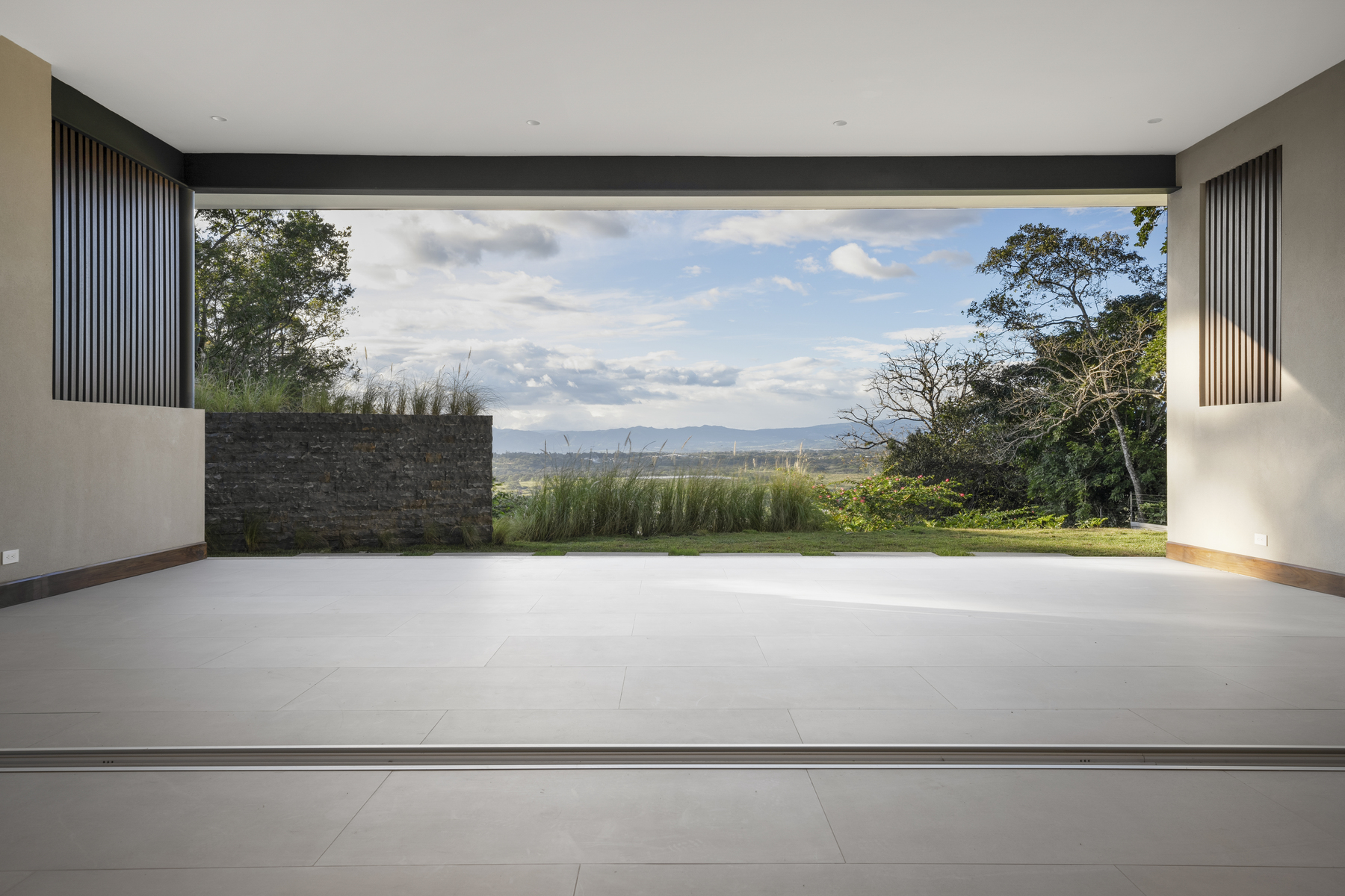 Casa Majestica, Corteza Amarilla, Ciudad Colon, Ciudad Colon, Mora, San Jose, Costa Rica 10701