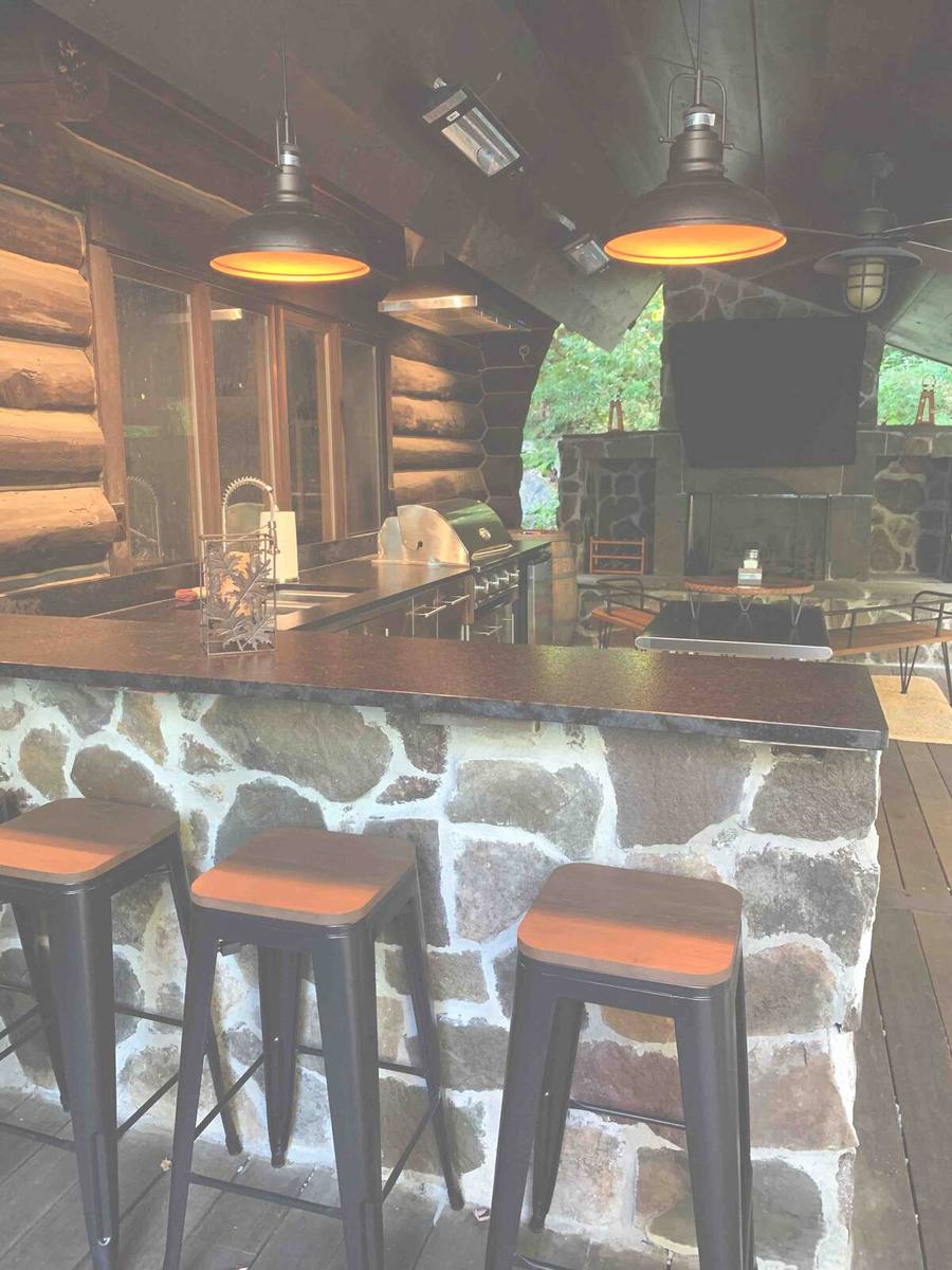 Single Family Home | Beaver St. Community 3 Bed 4 Bath Home Rental ...